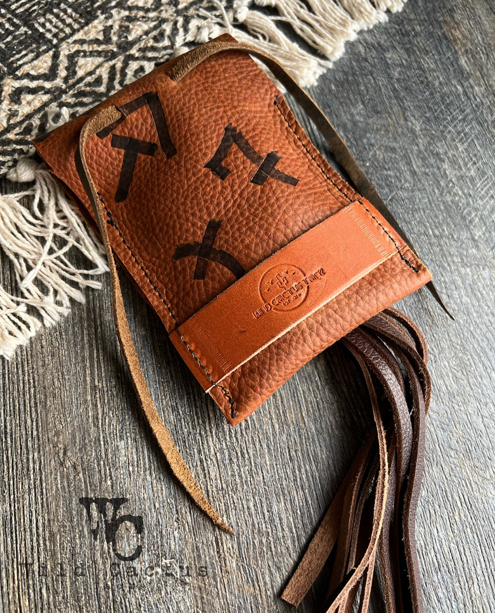“Dusky” Branded Back Cinch Phone Pouch – Wild Cactus Tack